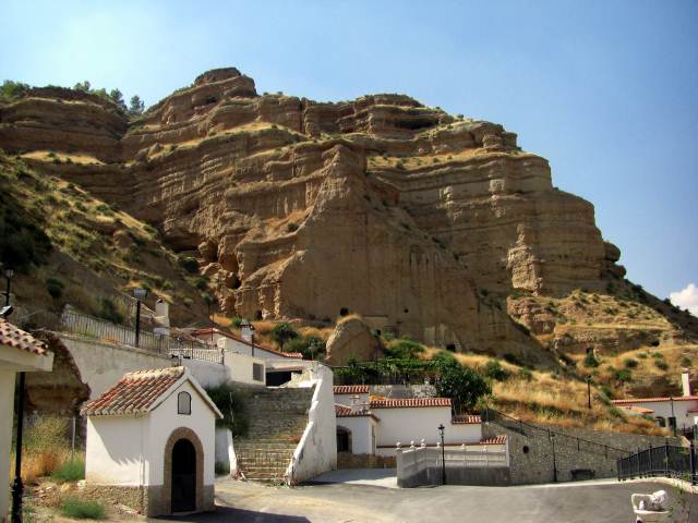 Purullena: Ciudad troglodita - Camping Granada